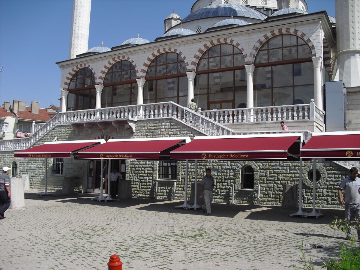 Roofed Articulated Awning – Turkey Roofing Systems | Turkey Roofing ...