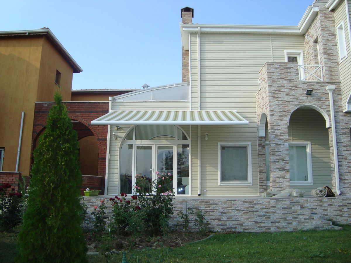 Boxed Articulated Awning – Turkey Roofing Systems | Turkey Roofing ...